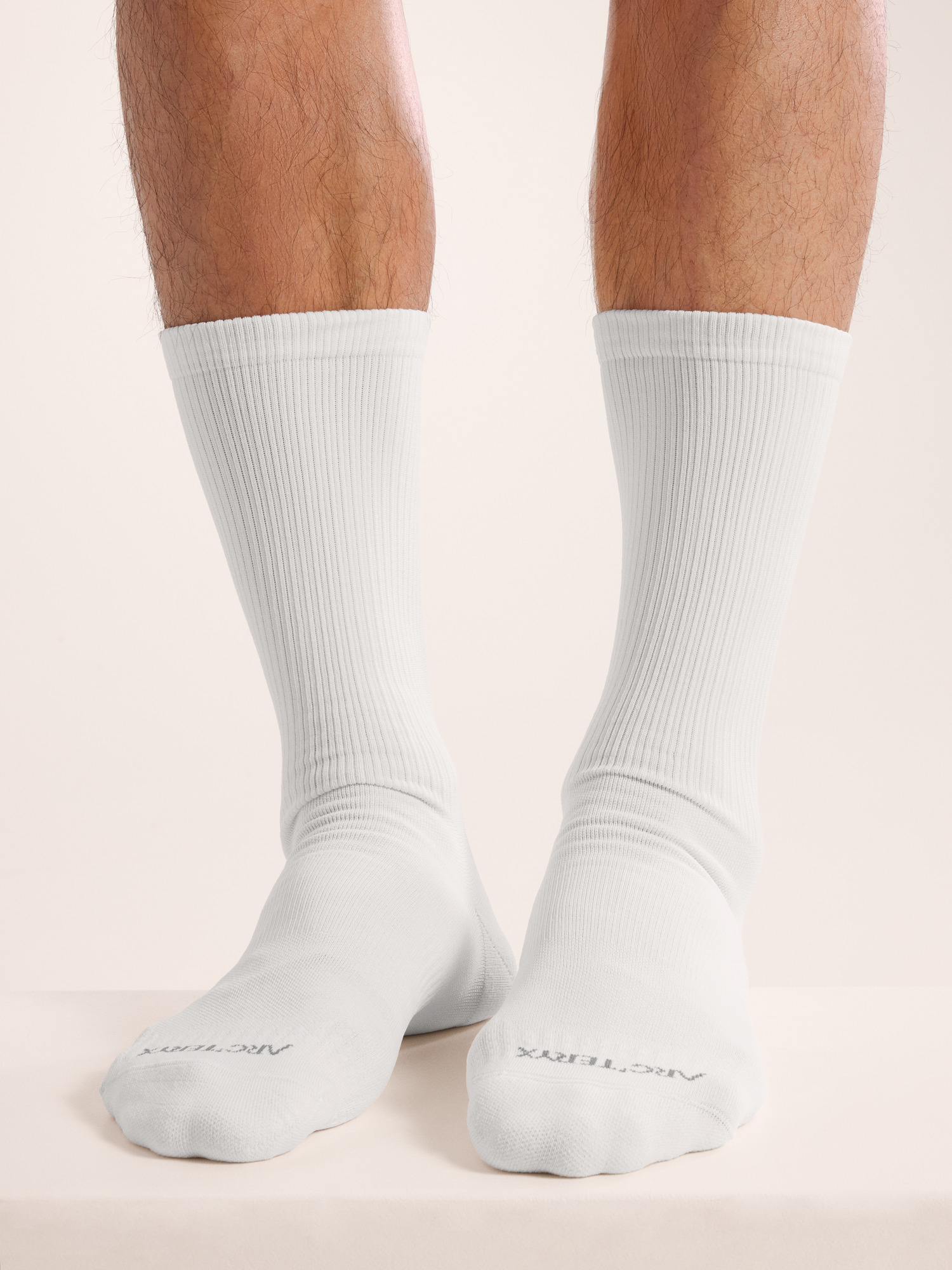 Synthetic Ultralightweight Mid Sock | Arc'teryx United States